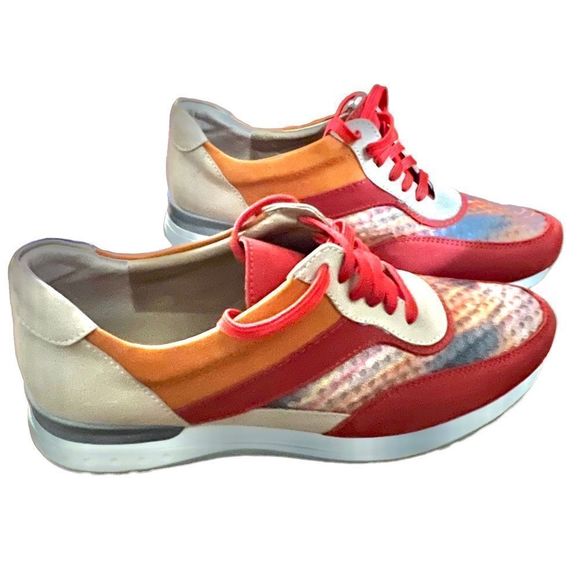 Vaneli | Shoes | Vanelisportretro Pride Sneaker Like New Us Womens Size ...